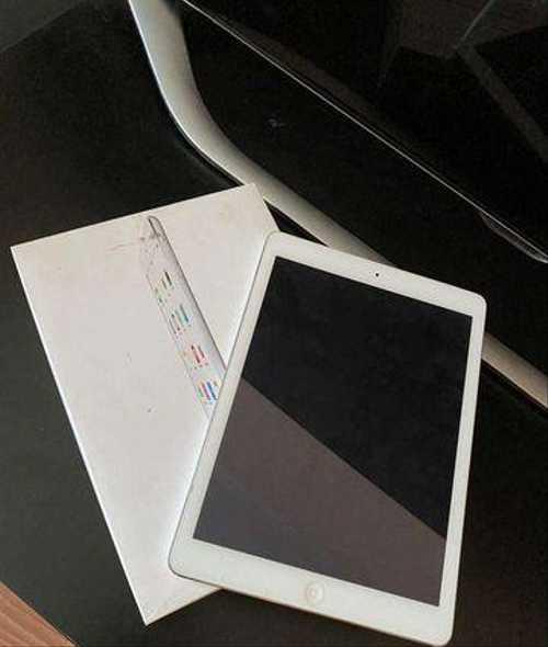 iPad A1475