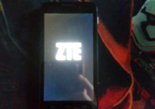 Телефон ZTE