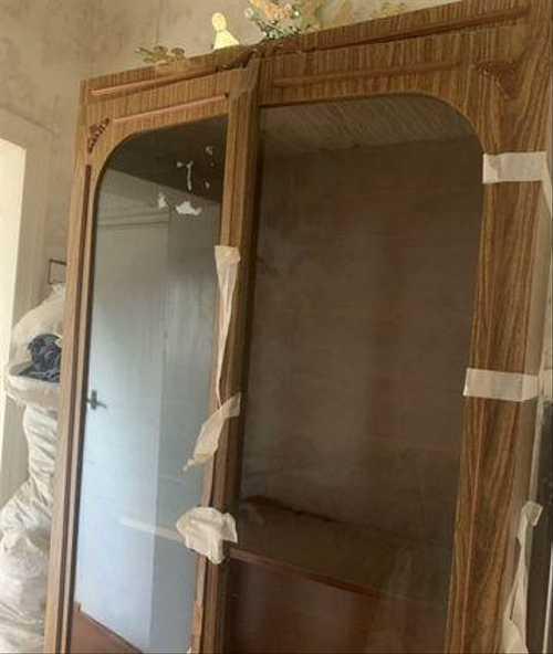 Стенка в гостиную со шкафом б/у