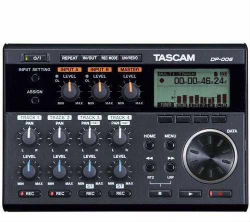 Пopтaтивный рeкоpдеp Tascam (новый)