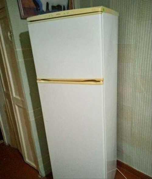Холодильник бу nord vita nova