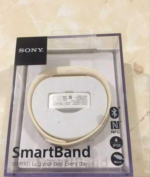 Фитнес браслет sony smart band