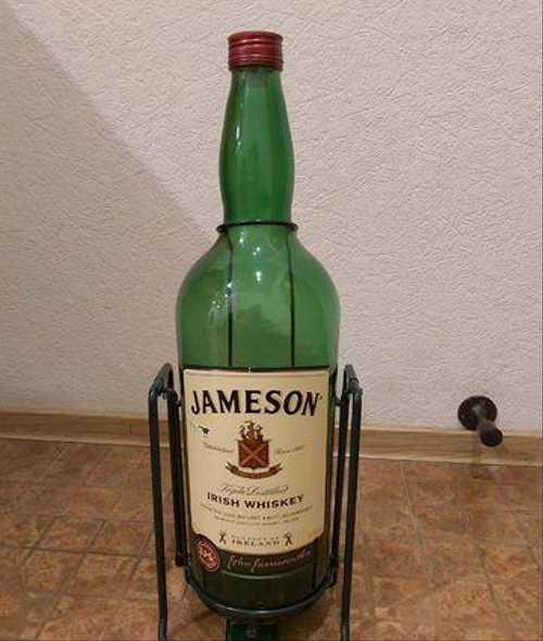 Бутылка Jameson