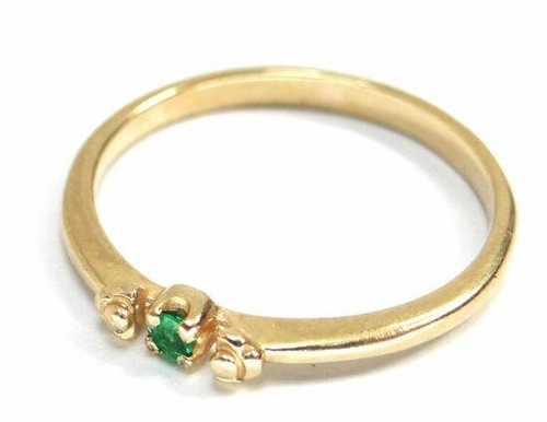 Золотое кольцо 585 пробы с изумрудом