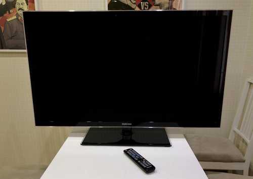 Телевизор Samsung LED 46" UE46D5000PW