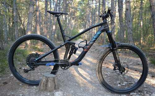 Canyon strive cf 8.0 carbon