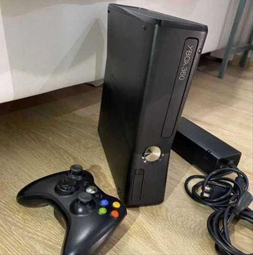 Xbox 360 Slim 250Gb + 30Игр