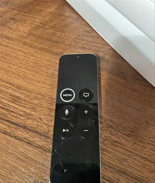 Пульт Apple TV (gen. 1)