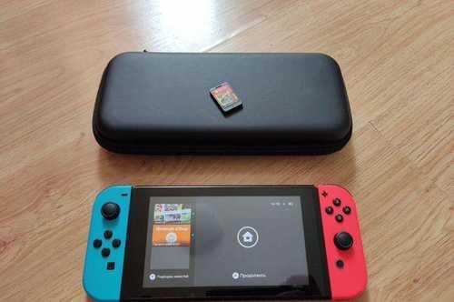 Nintendo Switch + Чехол