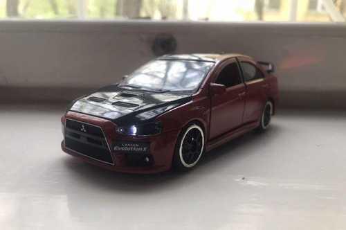 Коллекционная модель mitsubishi lancer 10