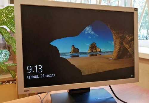 Монитор BenQ Q22W6 (диагональ 22 дюйма)