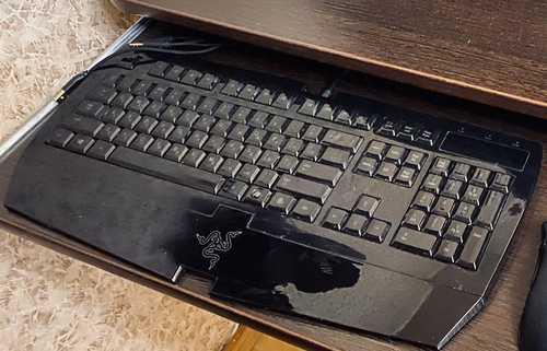 Игровая клавиатура Razer Lycosa Mirror
