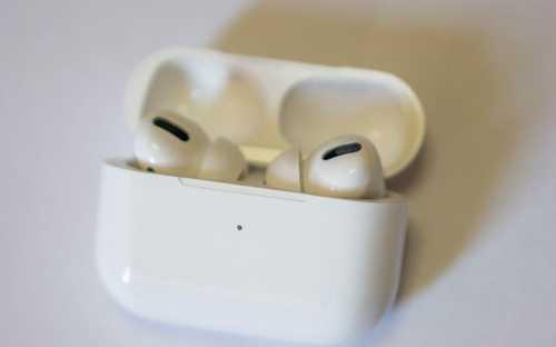 Беспроводные наушники Apple AirPods Pro