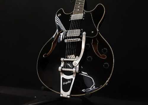 Полуакустическая гитара Schecter Corsair W/Bigsby