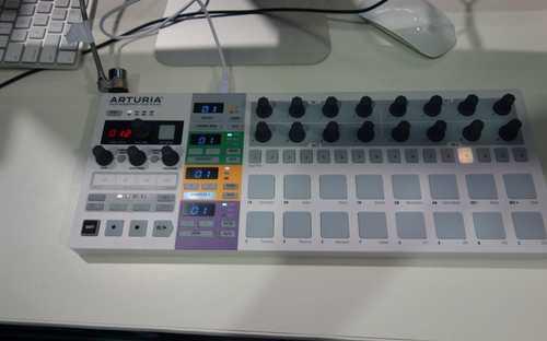 Arturia Beatstep Pro