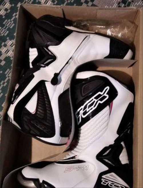 Мотоботы мотоциклетные ботинки