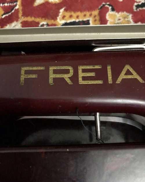 Швейная машина Freia (Germania )