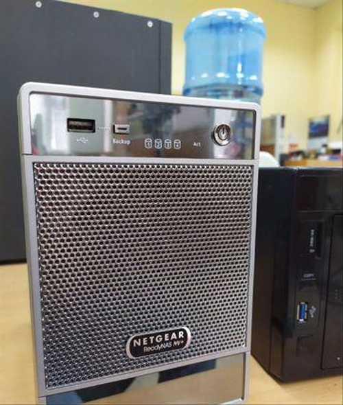 Сетевое хранилище NetGear RND4000 V3