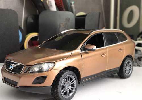 Моделька Volvo XC-60