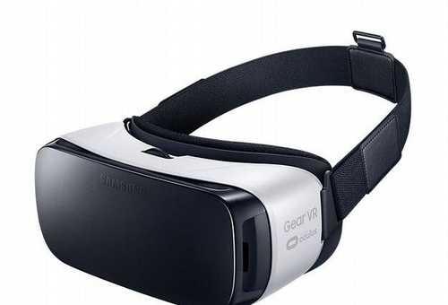 Гарнитура виртуальной реальности Samsung Gear VR