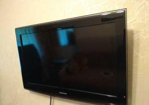 Телевизор 32" samsung LE32B550
