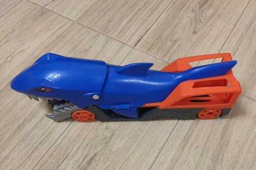 Набор игровой Hot Wheels Грузовик Голодная акула с