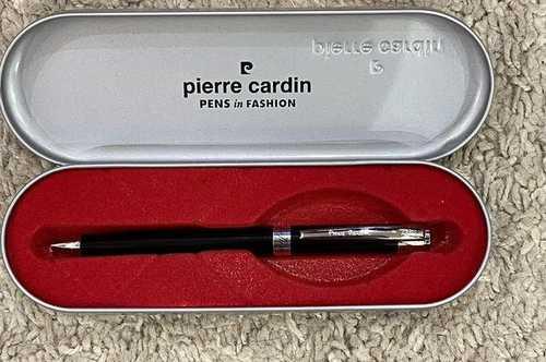 Ручка шариковая Pierre Cardin черная в футляре