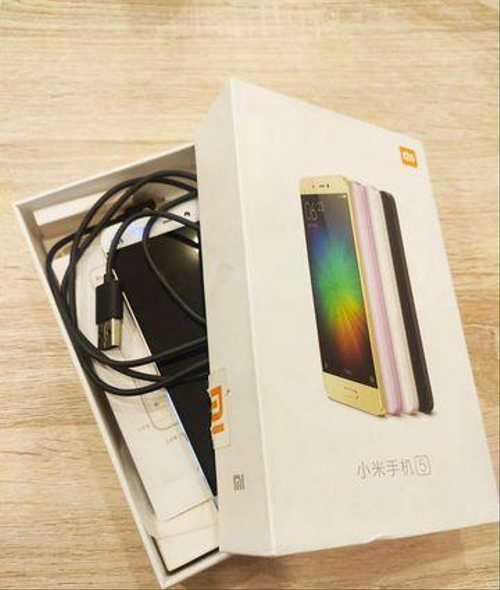 Телефон Xiaomi MI5 64GB