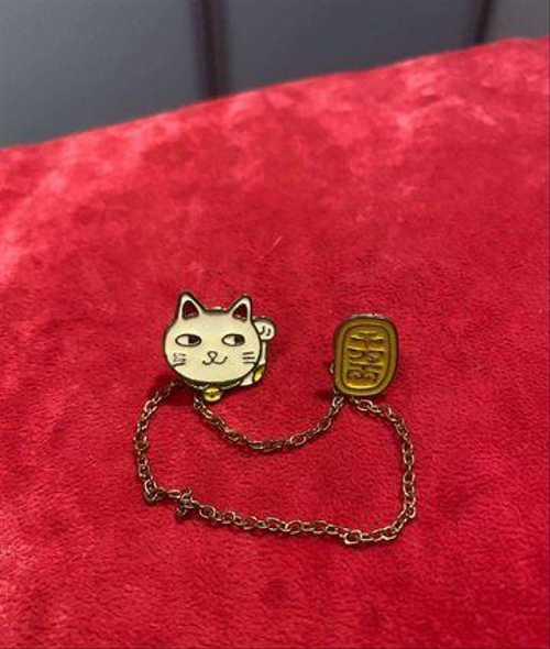 Брошь Манэки-Нэко Lucky cat