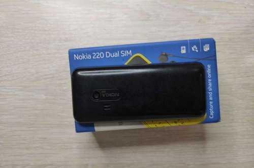 Телефон Nokia 220 dual sim