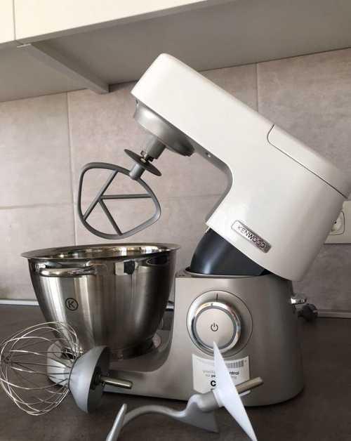 Кухонная машина Kenwood Chef Sense KVC50