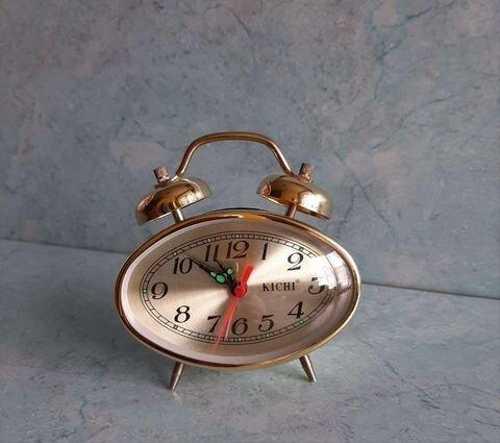 Часы будильник механический