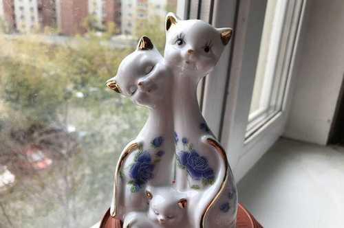 Статуэтка кошки