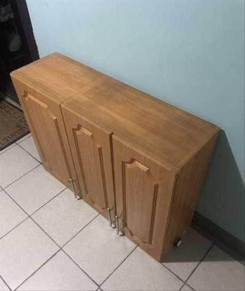 Кухонный навесной шкаф и пенал