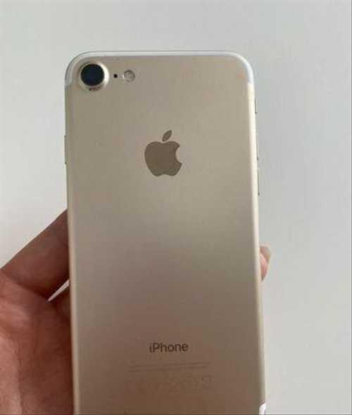 Телефон iPhone 7 32g