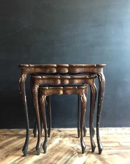 Антикварный набор кофейных столиков