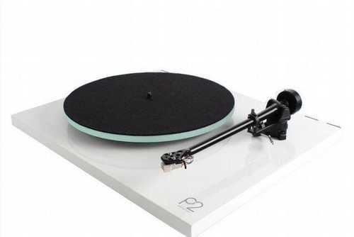 Rega Planar 2 White