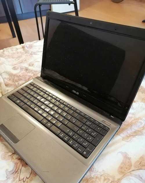 Ноутбук asus А52J
