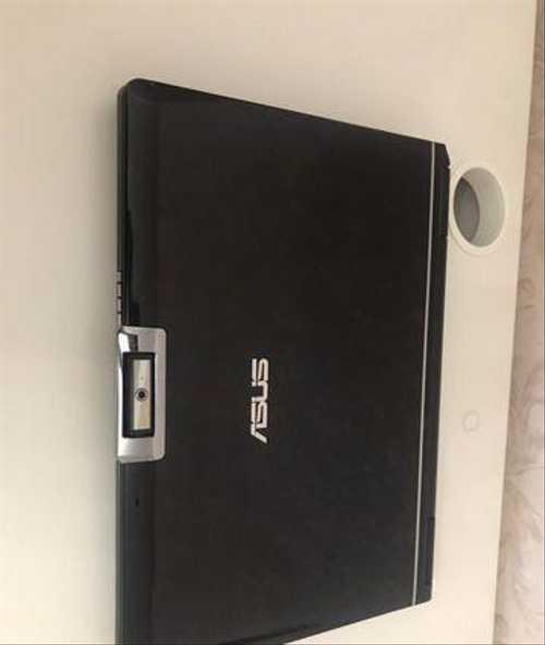 Ноутбук asus x57v