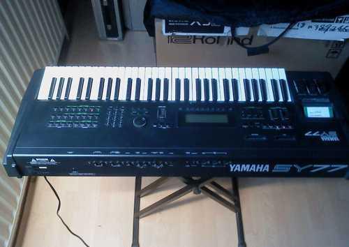 Синтезатор Yamaha SY77 (FM-синтез)
