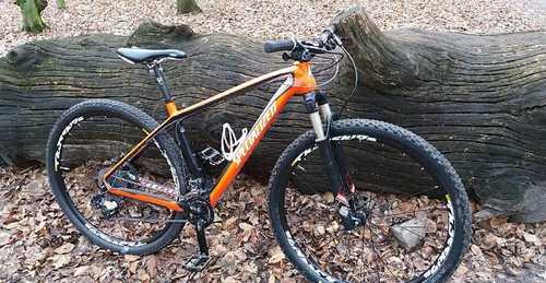 Велосипед Specialized Stumpjumper Comp Carbon 29