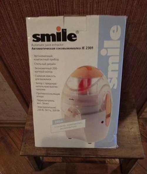 Соковыжималка Smile JE 2301