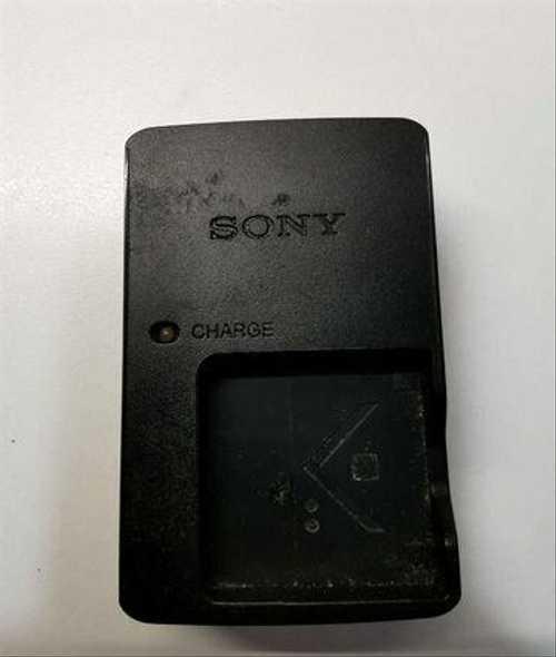 Зарядное устройство Sony BC-csnb