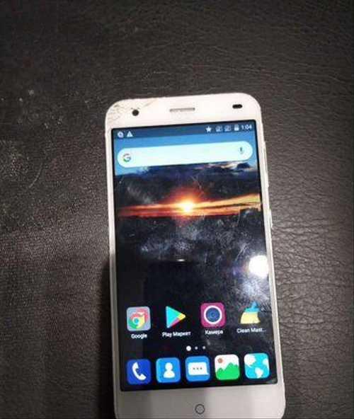 Телефон ZTE Blade S6 lite