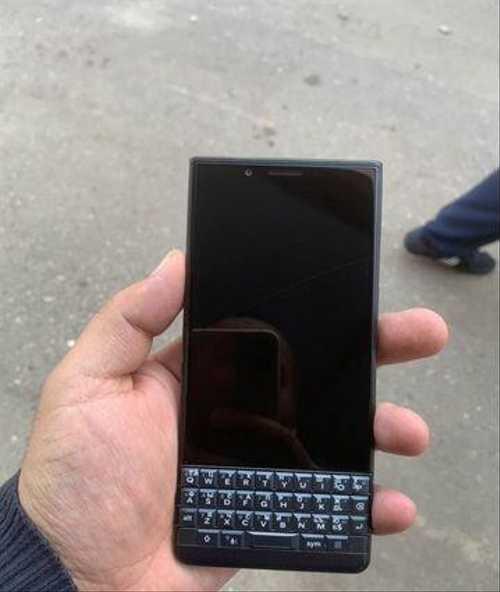 Телефоны BlackBerry Key 2