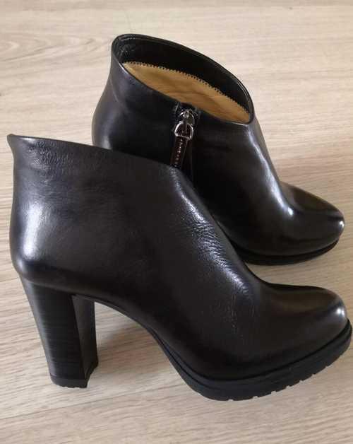 Ботинки Loriblu, р. 37, Италия, новые
