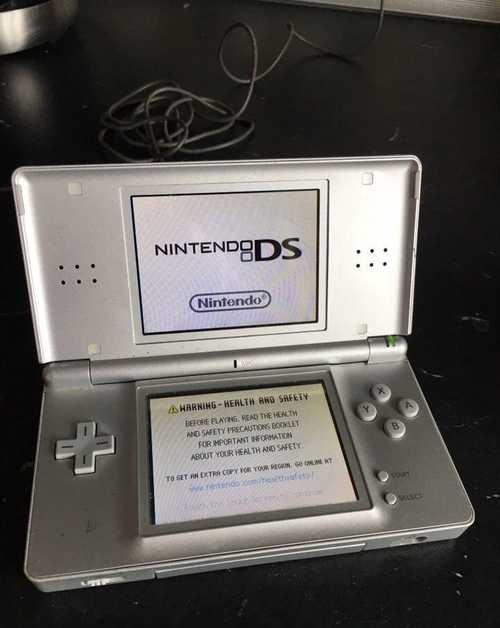 Nintendo DS и картриджи