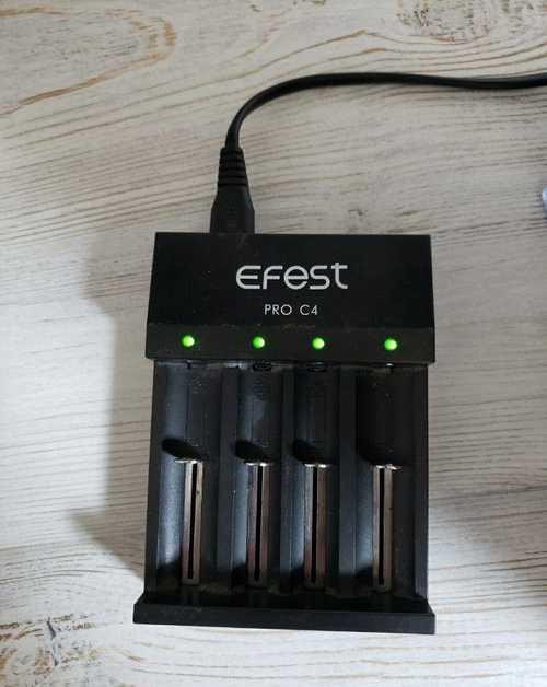 Зарядное устройство Efest