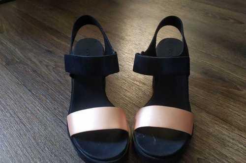 Босоножки Еcco