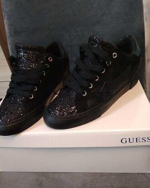 Кеды на танкетке guess